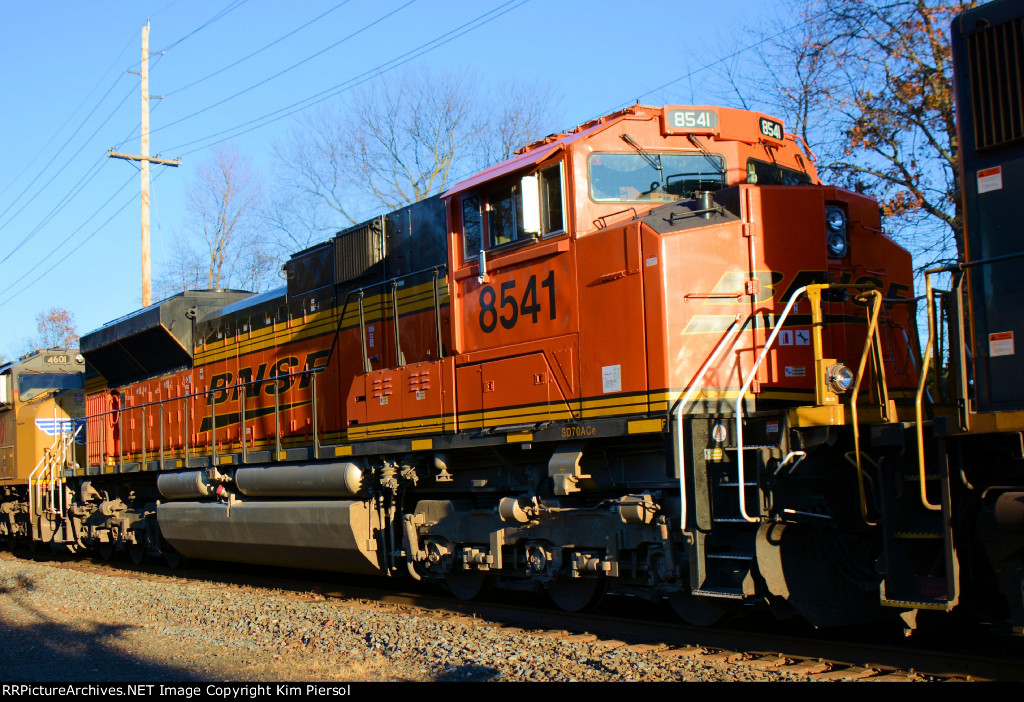 BNSF 8541